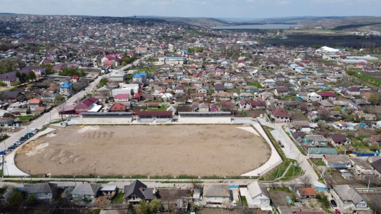 VIDEO// Un complex turistic sportiv se află în construcție de 4 ani la ...